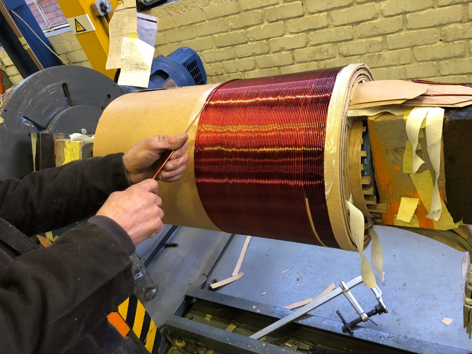 LIVE LINE ELECTRICAL | Services